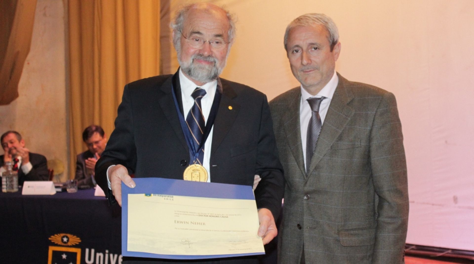 Universidad de Valparaíso - Premio Nobel Erwin Neher recibió grado de ...